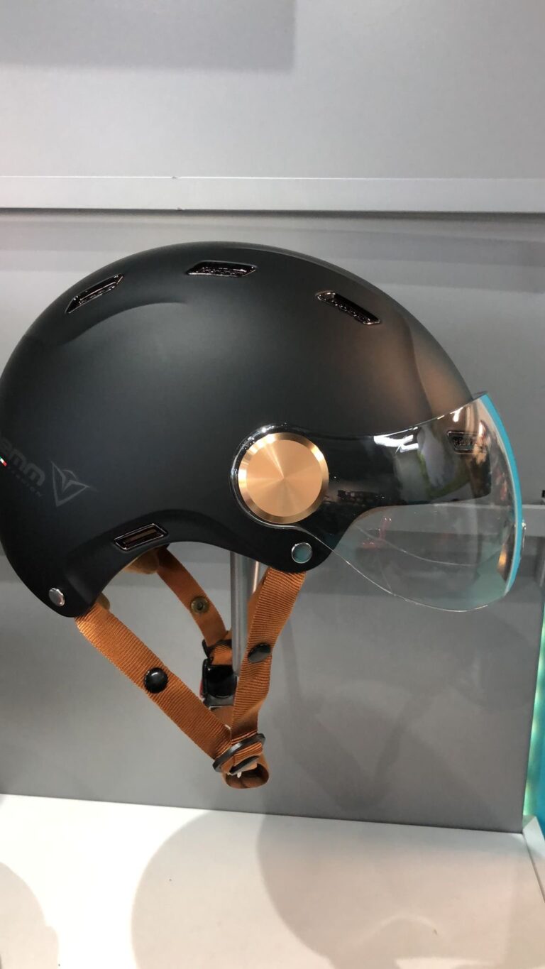 Beon Snorfietshelm Nado Gray – Rayci