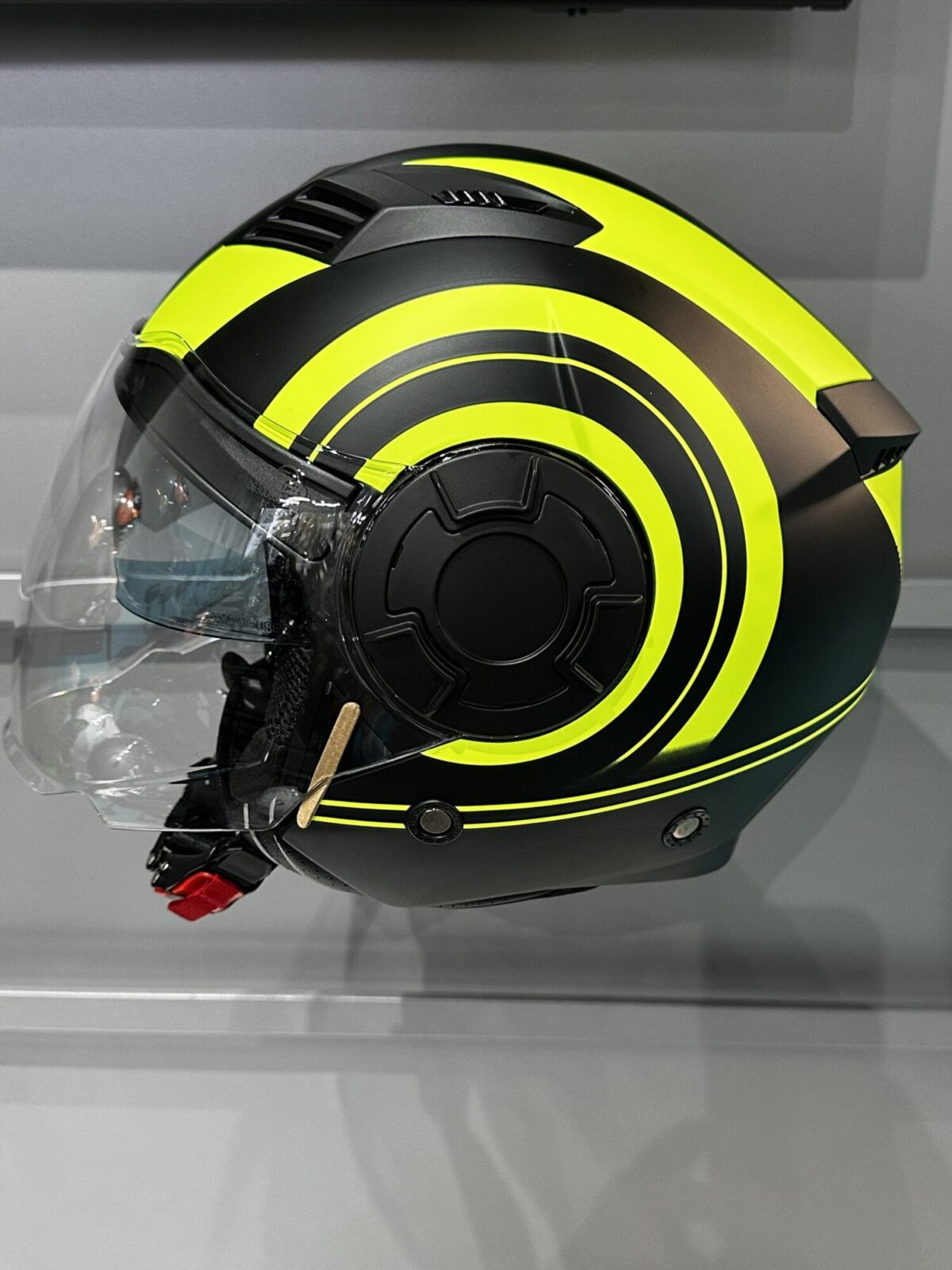 VITO JET ISOLA mat zwart + fluor – Rayci