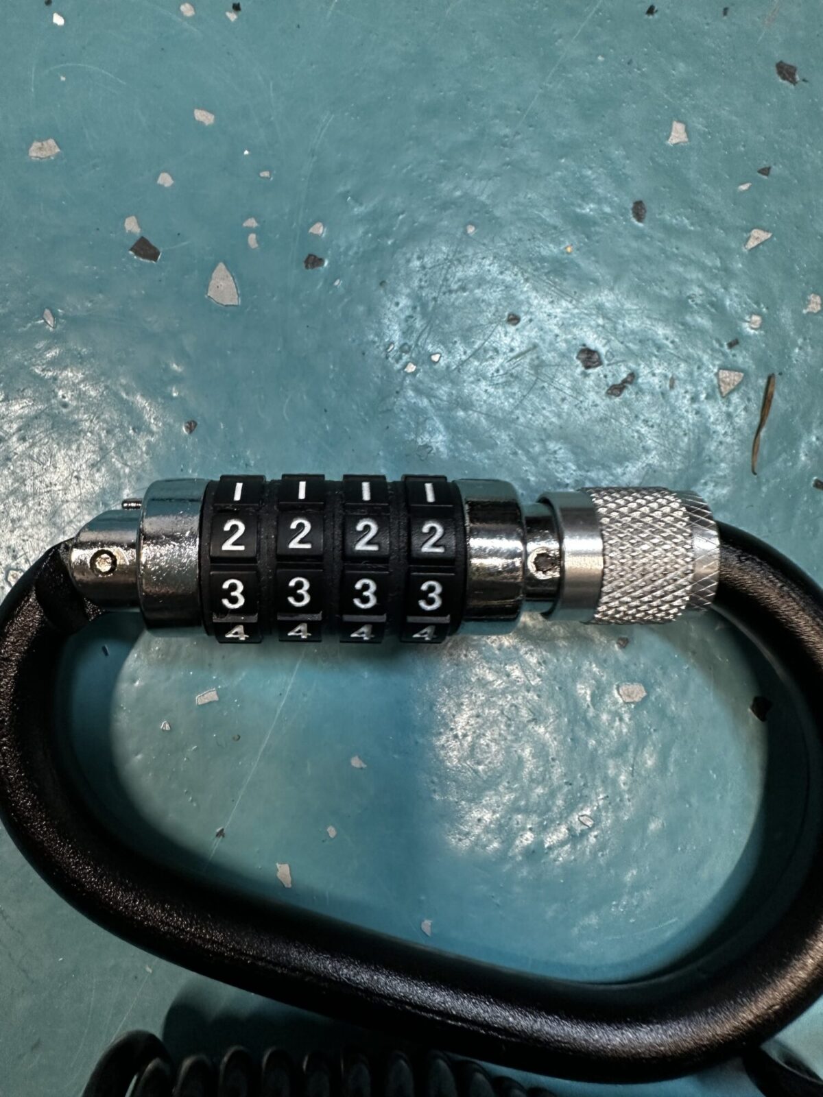 HAAKSLOT MET CODE TBV HELM, KICKSTEP – Rayci