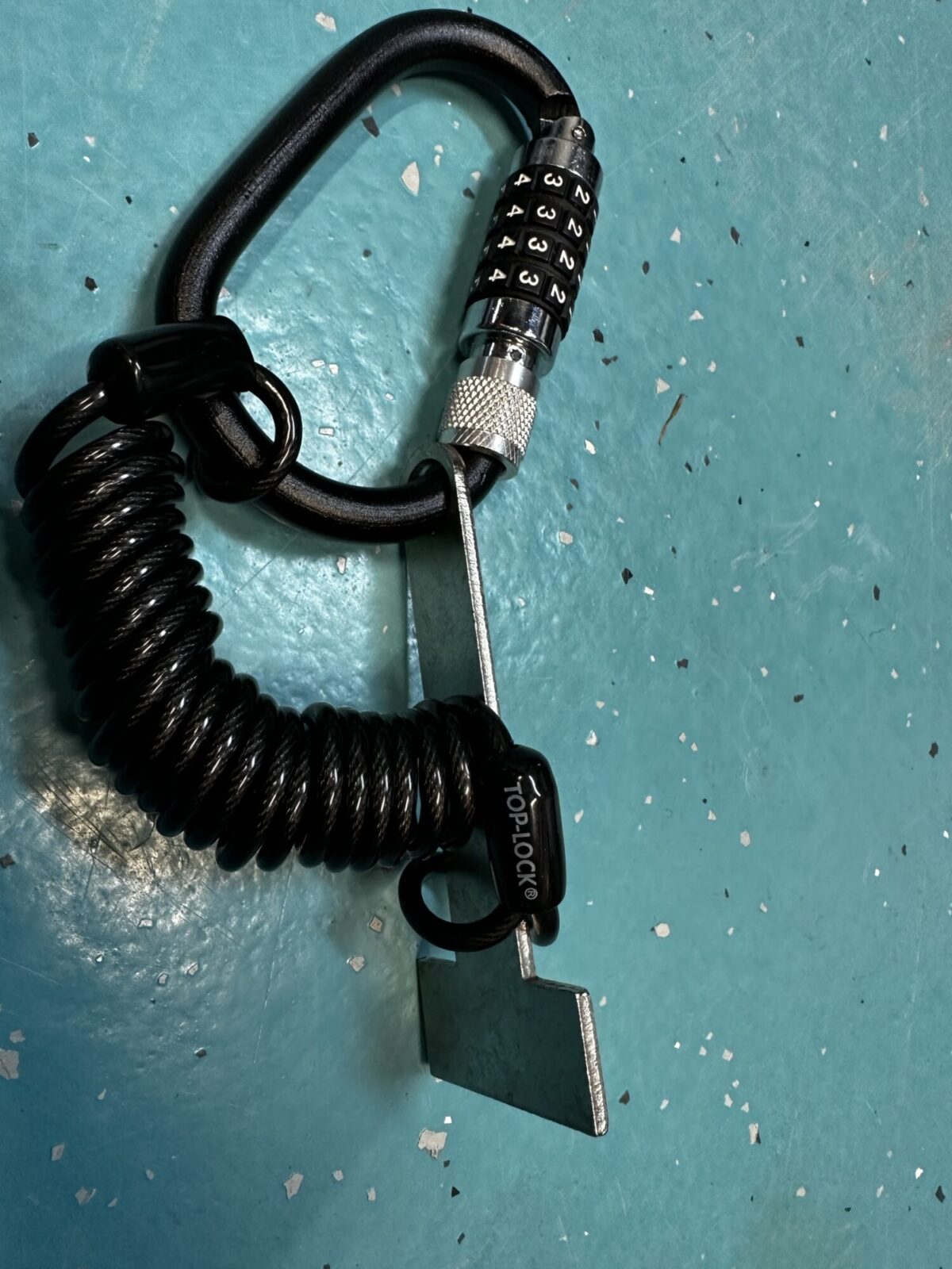 Haakslot met code tbv helm – Rayci