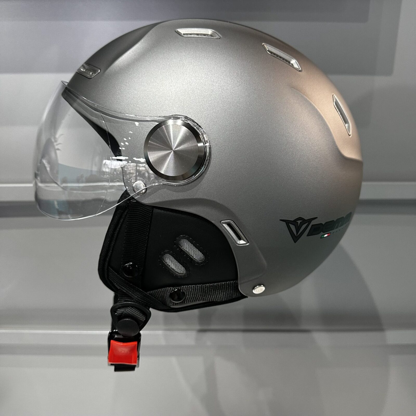 Beon Snorfietshelm titanium - zwarte voering – Rayci